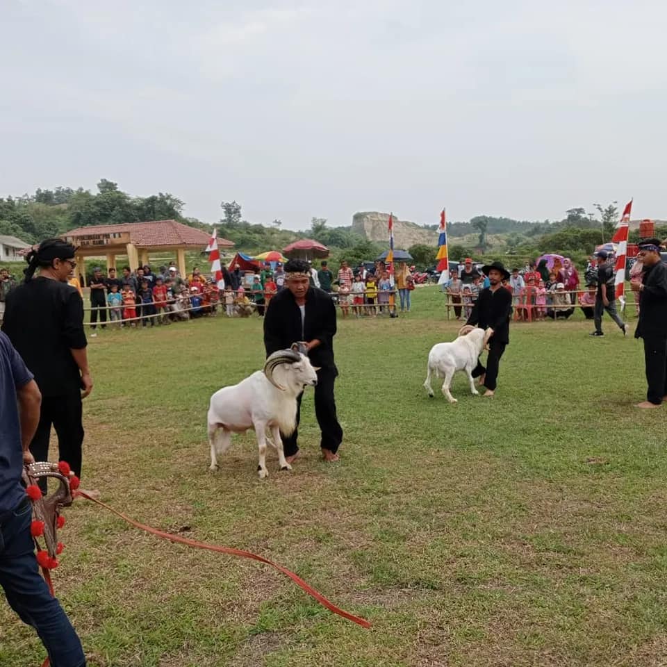 TUMBUHKAN GELIAT PETERNAKAN SADULURAN PETERNAK LEBAK ( SPL ...