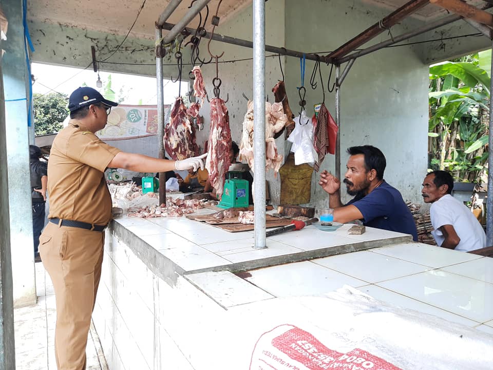 PENGAWASAN PEREDARAN PRODUK HEWAN JELANG RAMADHAN DI KECAMATAN ...