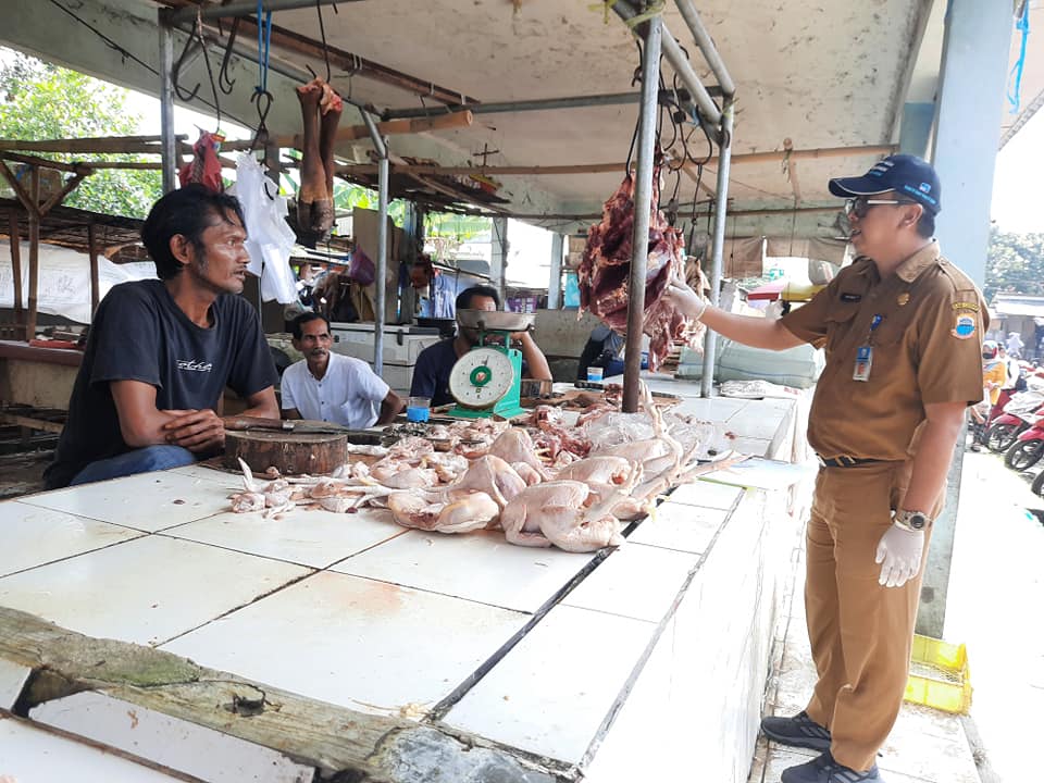 PENGAWASAN PEREDARAN PRODUK HEWAN JELANG RAMADHAN DI KECAMATAN ...