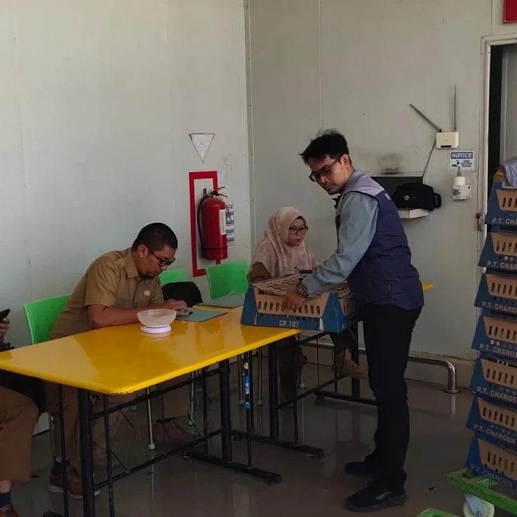 PENGAWASAN PRODUKSI & PEREDARAAN DOC ( DAY OLD CHICK ) HATCHERY FARM ...